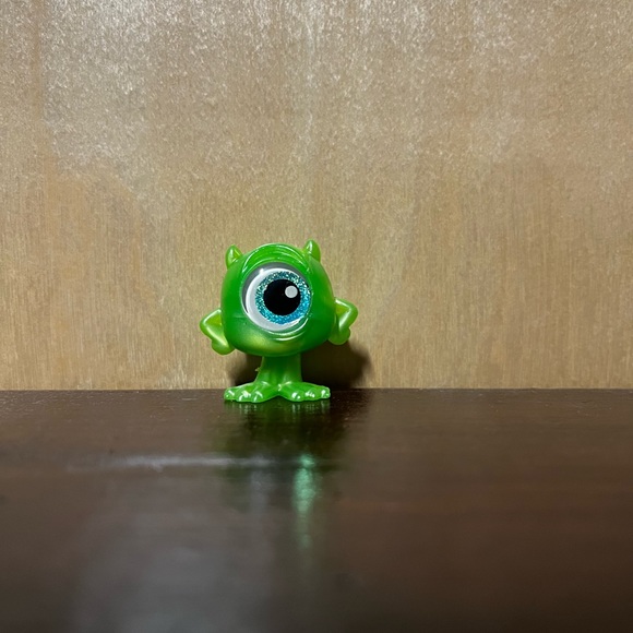 Disney | Toys | Disney Doorables Series 8 Mike Wazowski | Poshmark